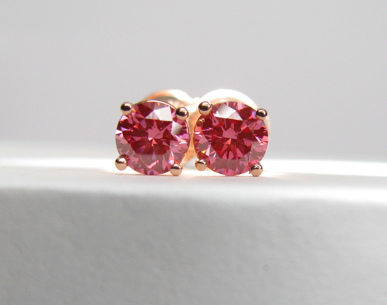 Pink Takara lab diamond Stud Earrings, .81cttw - BetterThanDiamond.com